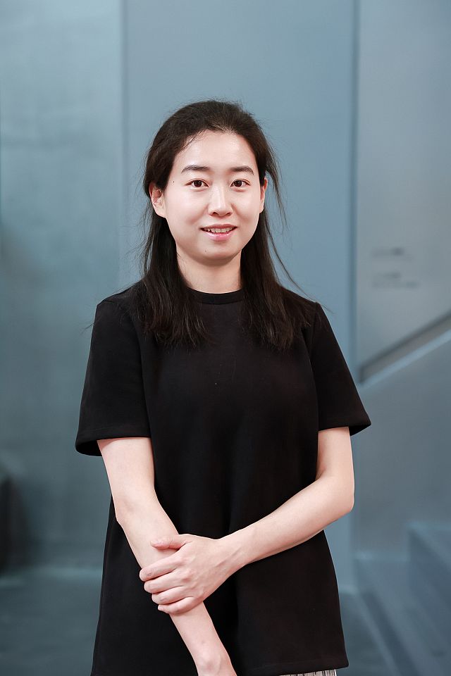 Hu Wei: Touching A Fabric of Holes - MACA艺术中心 MACA Art Center